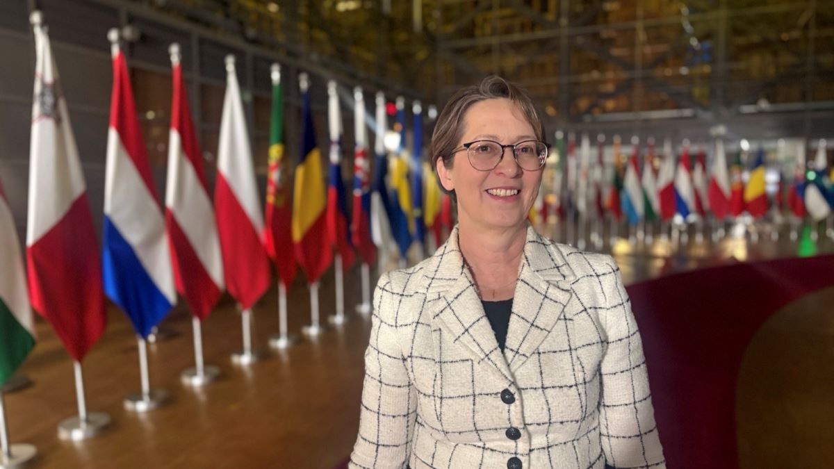 Maa- ja metsätalousministeri Sari Essayah vierailulle Irlantiin ...